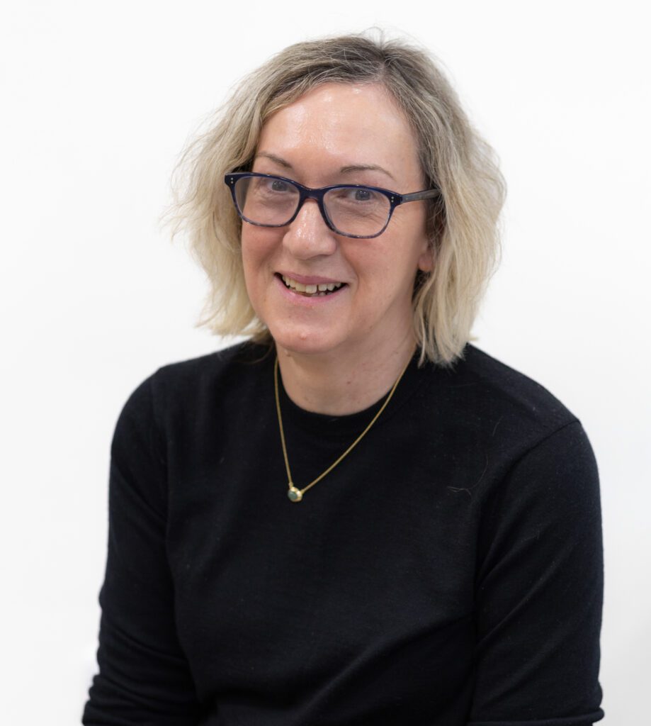Ms Alison Smith - The Association of Early Pregnancy Units